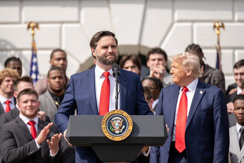 Trump Cuts Ties With Vance? – The Political Prepper